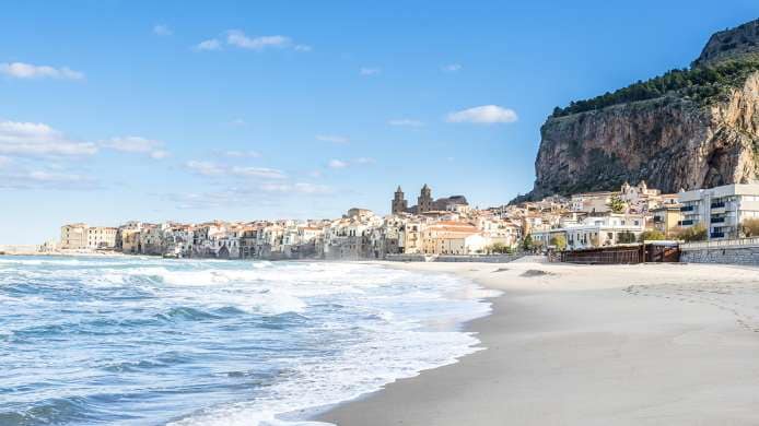 The 12 best beaches in Palermo | Costa Cruises